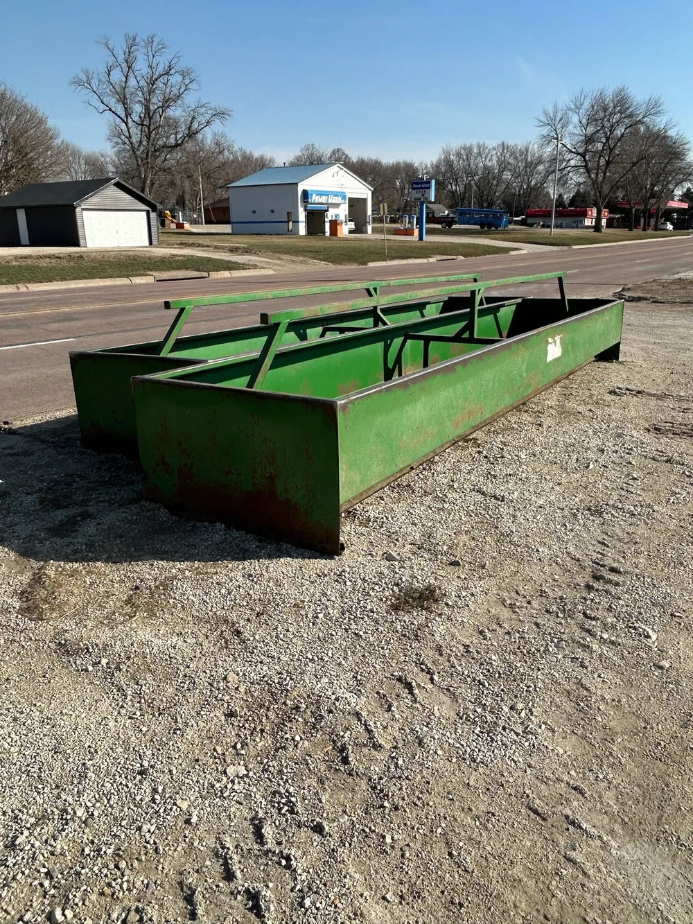 Live Auctions — MACI