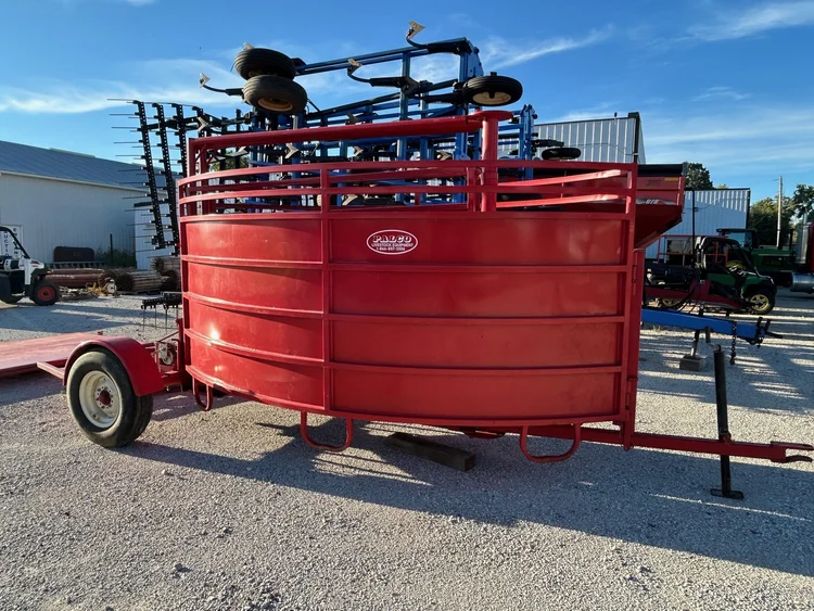 Live Auctions — MACI