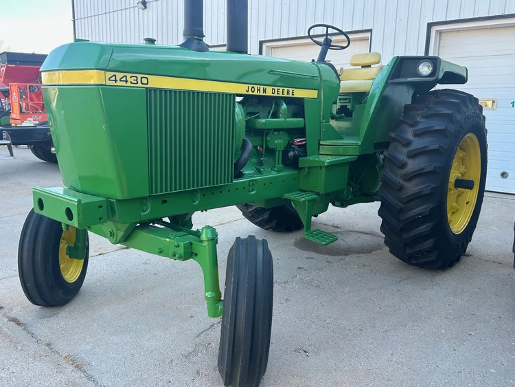 Live Auctions — MACI