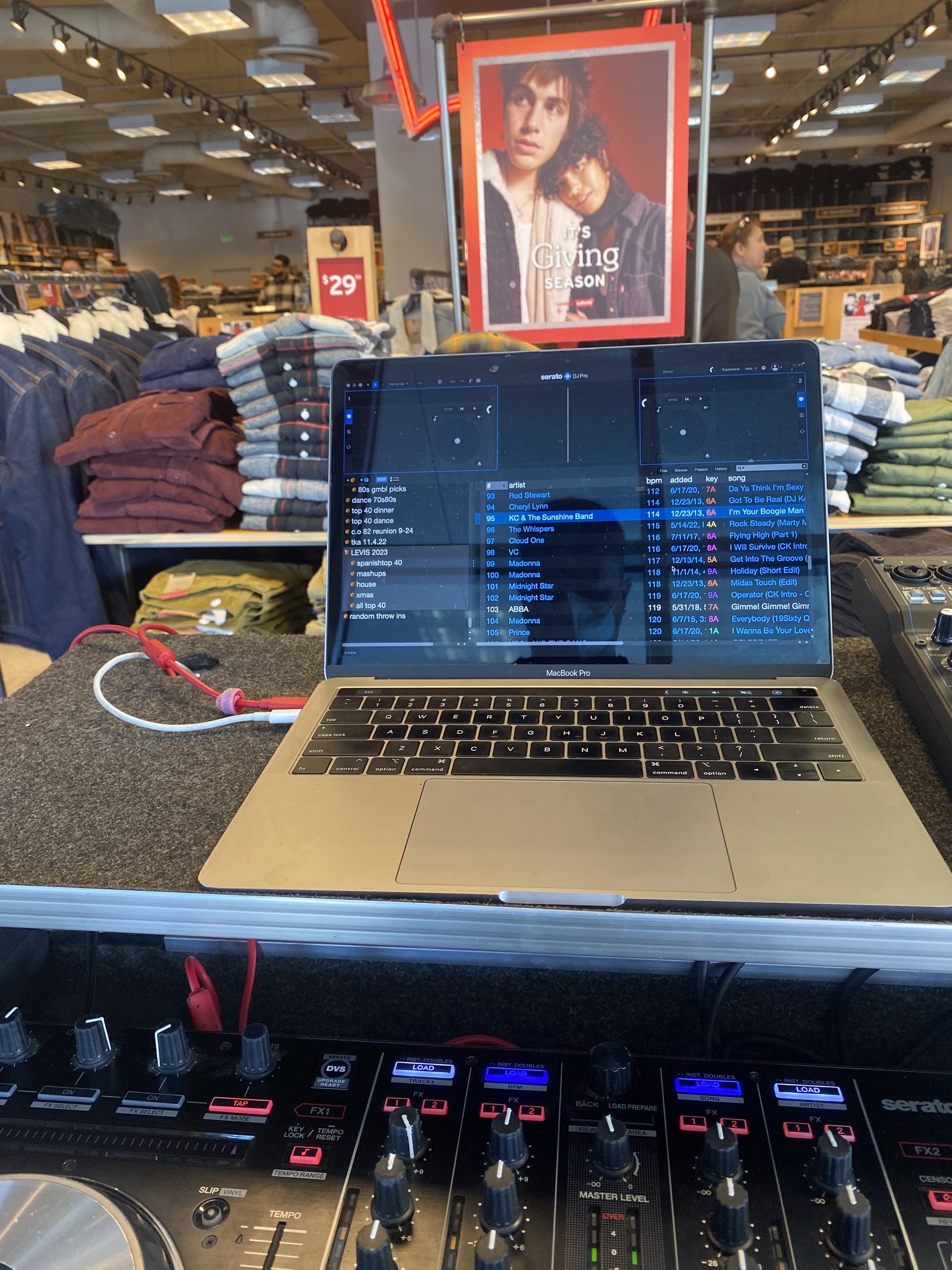 Holiday Djing and Shopping at Levis Outlet in Gilroy (Bay Area Dj ...