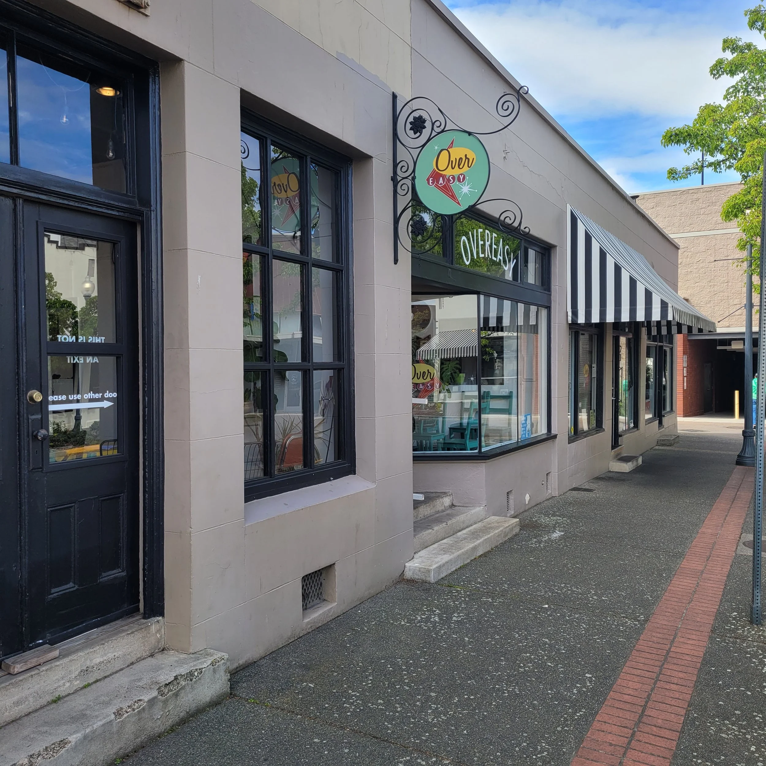 Over Easy Southern Oregon