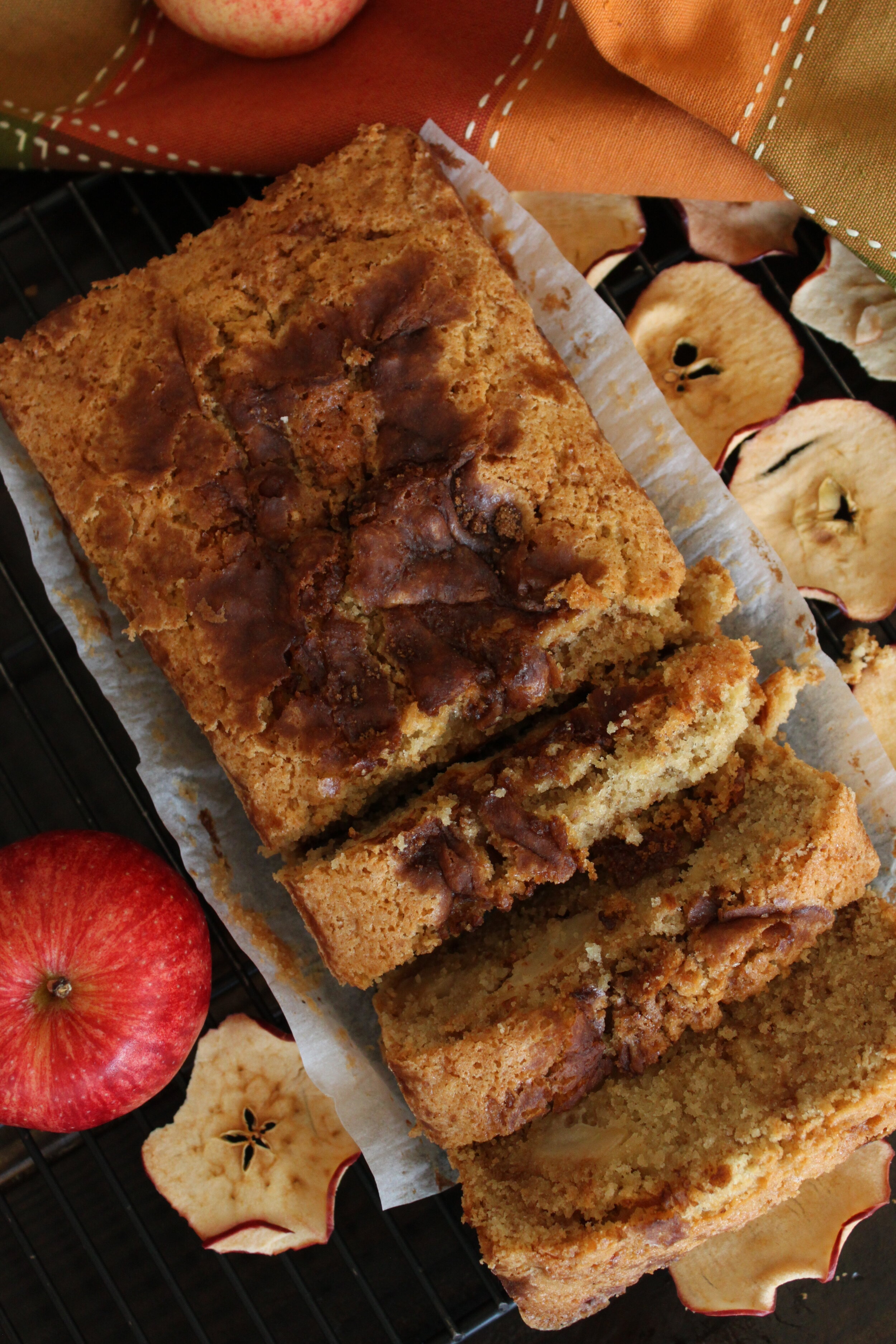Apple cinnamon loaf cake recipe — Sisters Fruit Company