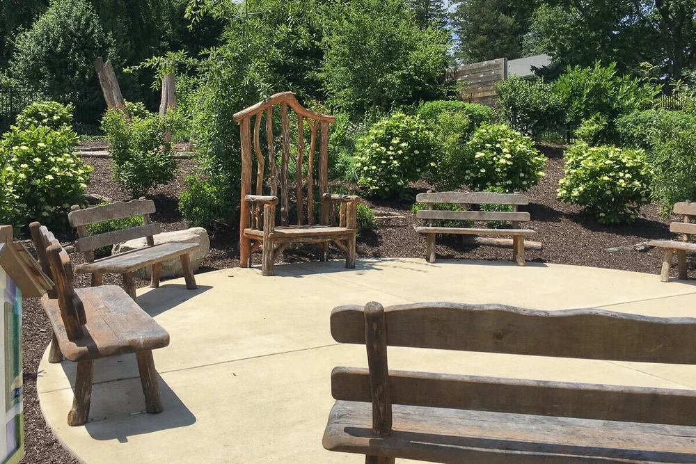 Seating and Work Surfaces for Outdoor Learning — National COVID-19 ...