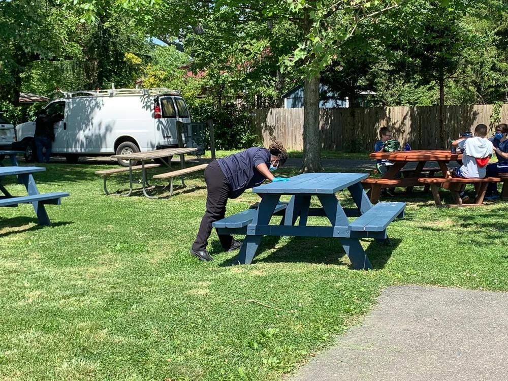 Eating School Meals Outdoors — National COVID-19 Outdoor Learning ...