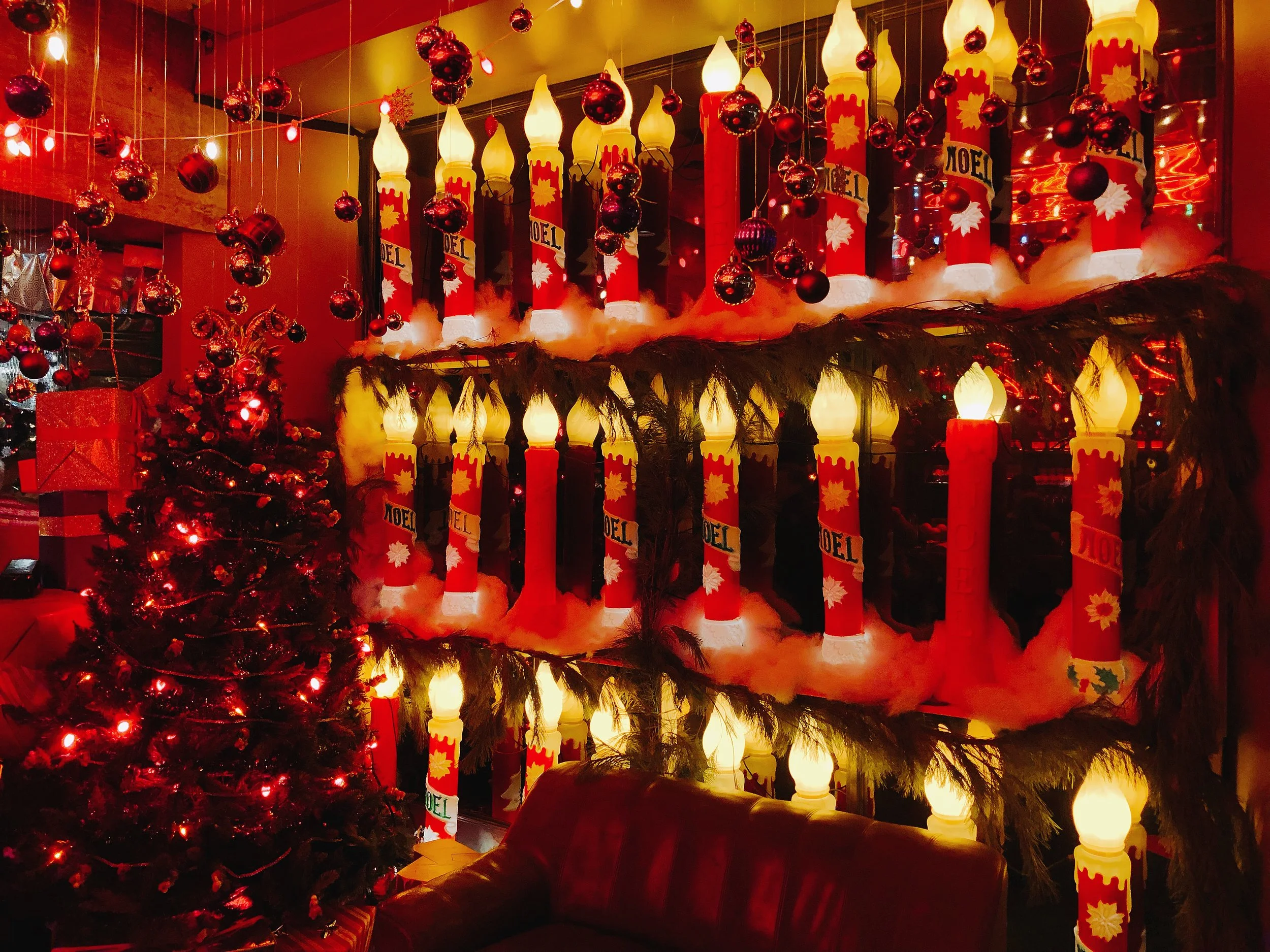 Sip Santa Style At These Christmas Themed Bars — Blonde Voyage Nashville