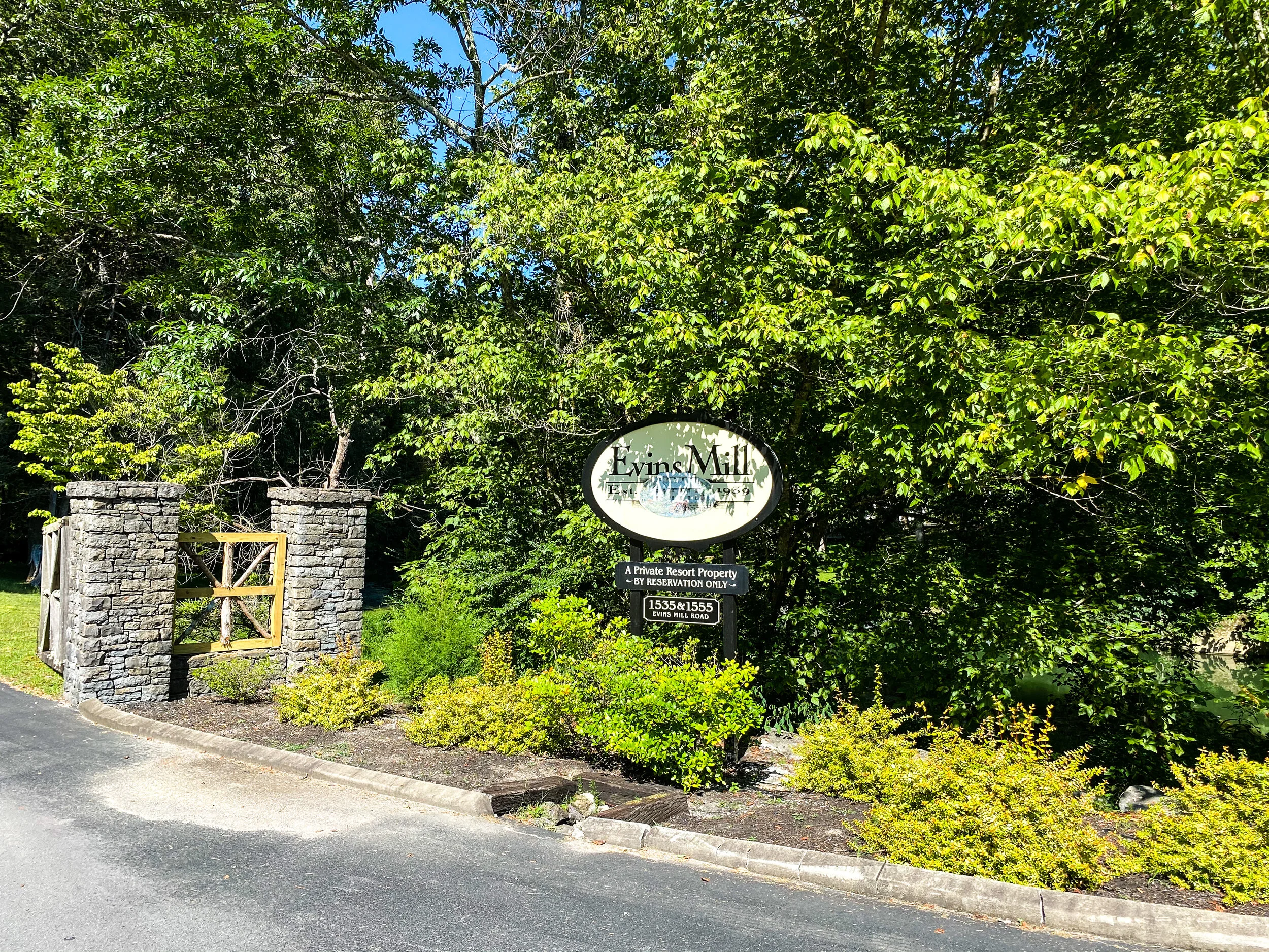 Weekend Wandering: Evins Mill — Blonde Voyage Nashville