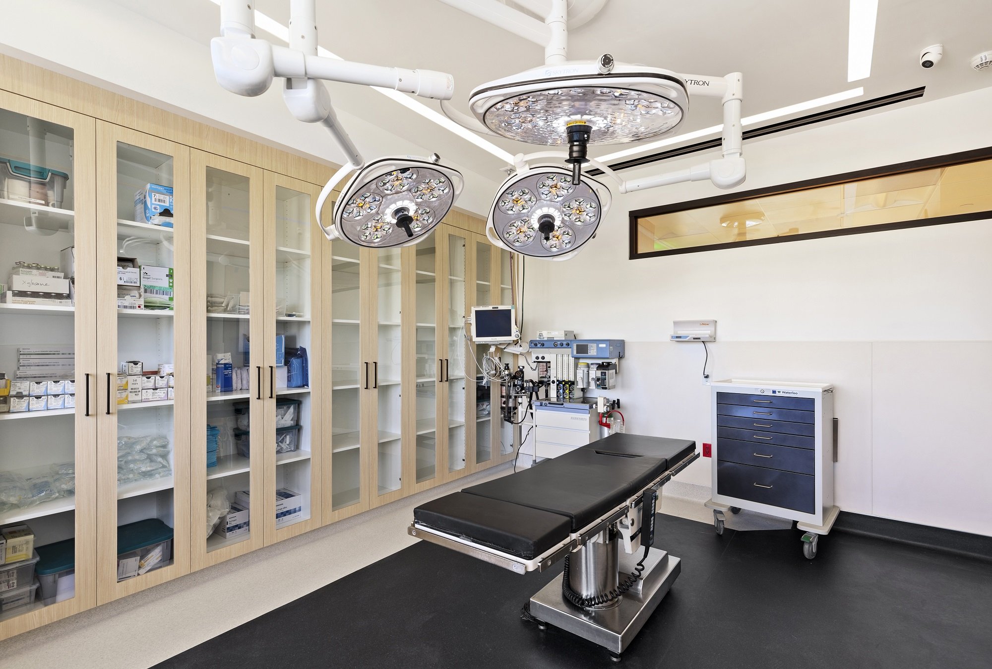 PLASTIC SURGERY CENTER, OR, OPERATION ROOM, HELTHCARE FACILITY, MEDICAL ...