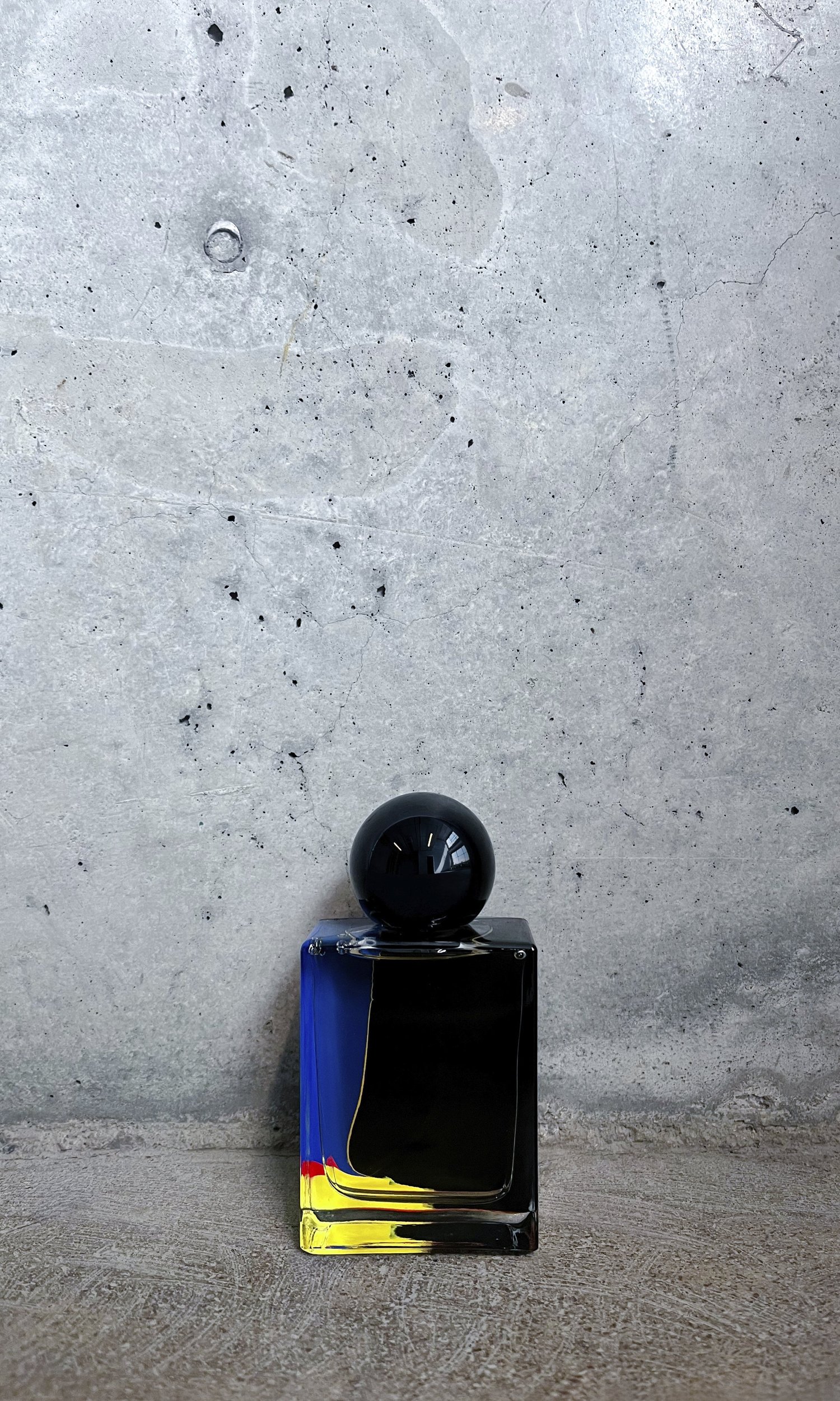 FOLIE à PLUSIEURS Perfume