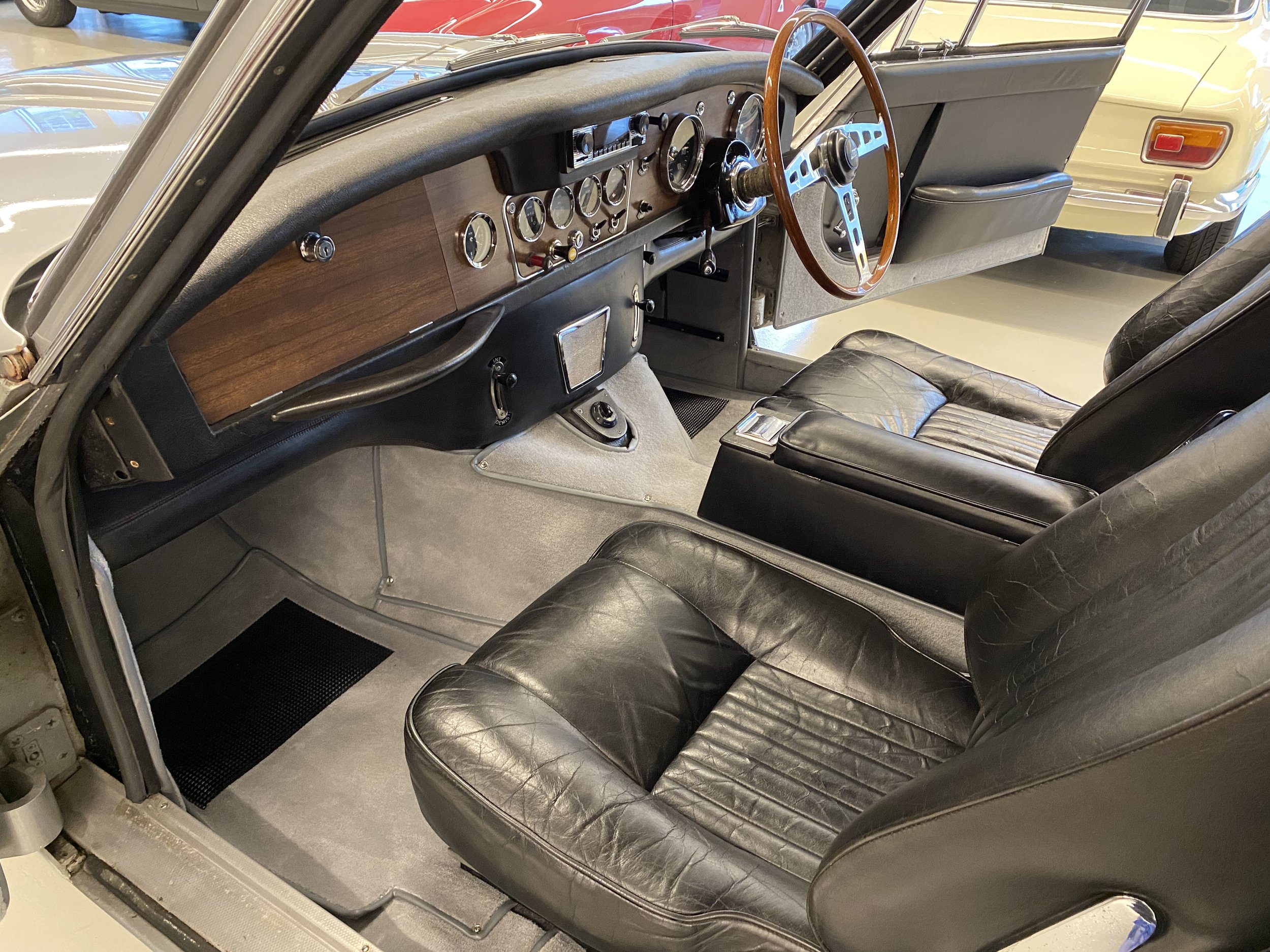 Jensen CV8 — Cummins Classic Cars