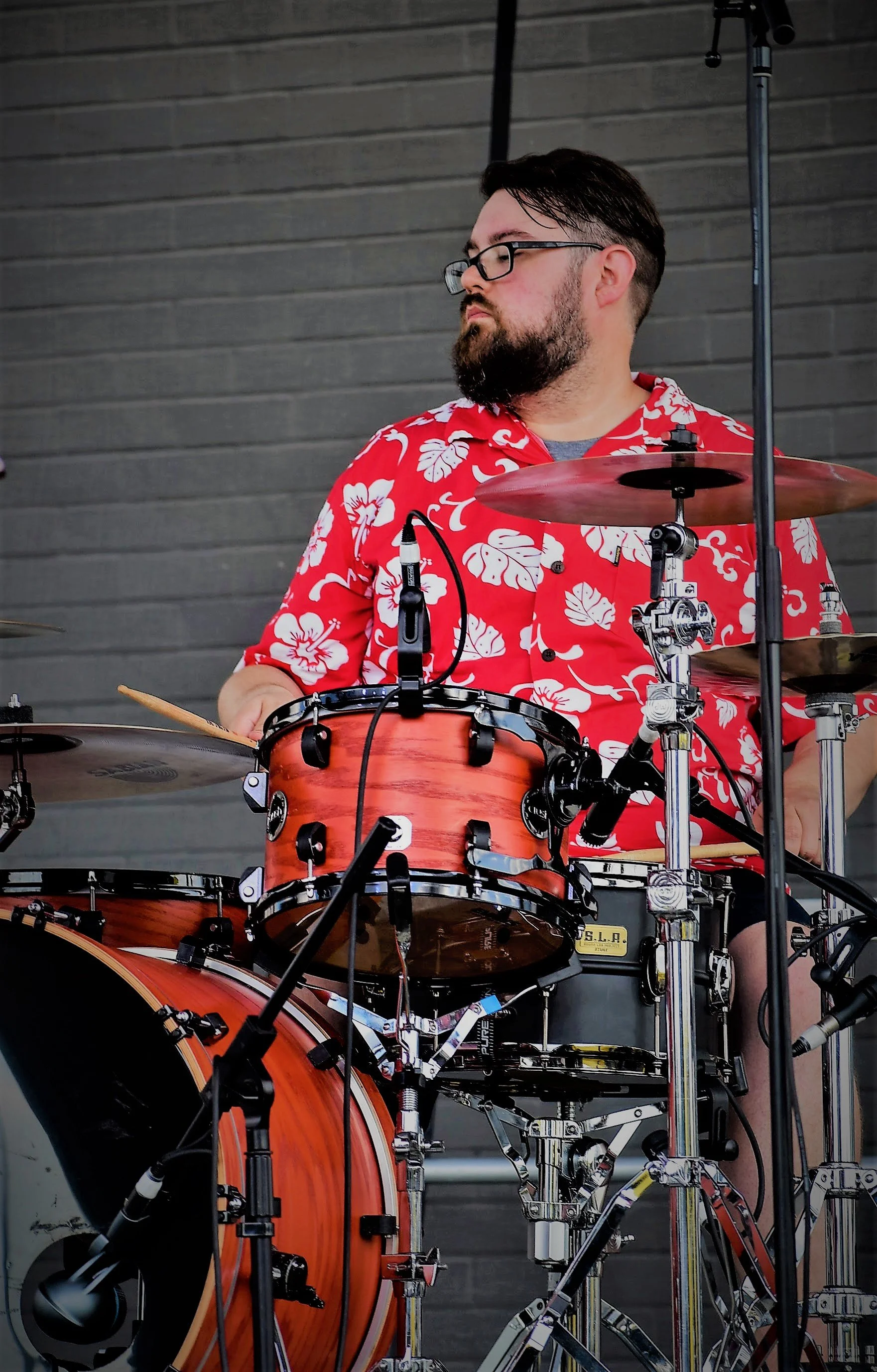 ABOUT & PHOTOS — RED SAMMY