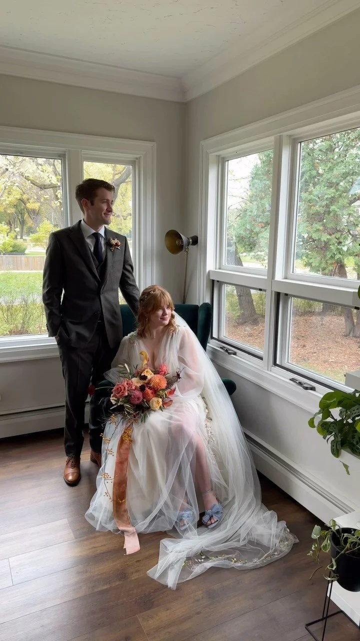 A Primer on Different Wedding Bouquet Shapes — Winnipeg Wedding Florist ...