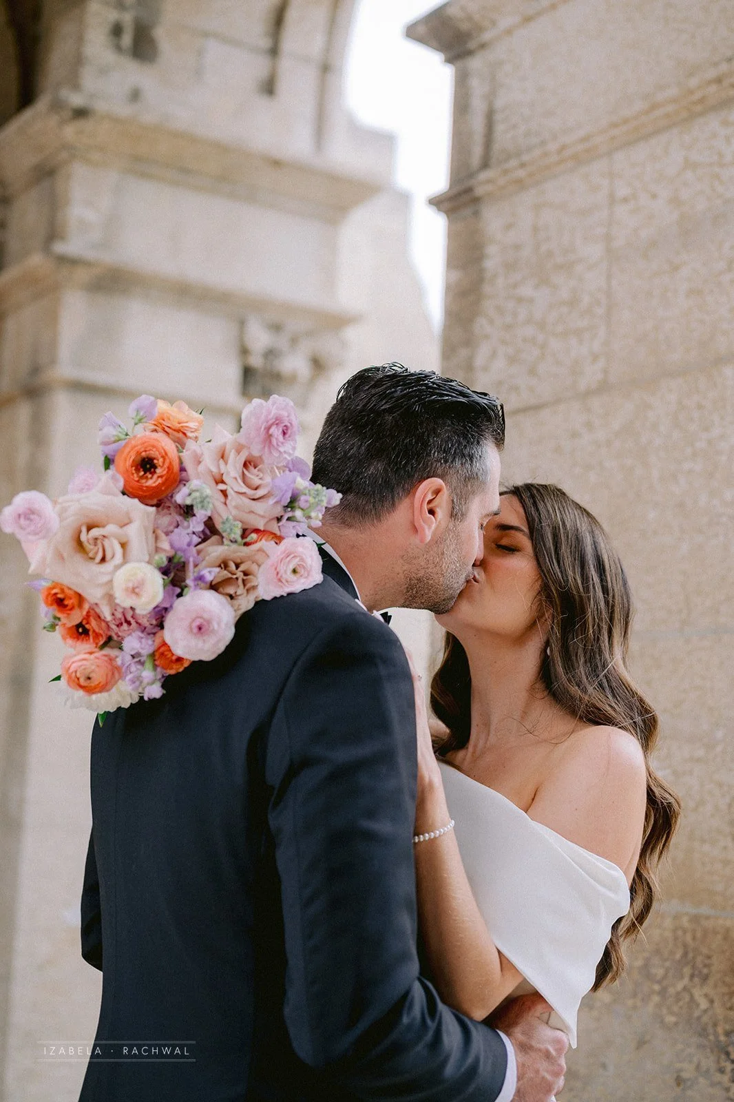 Summer Tent Wedding at Breezy Bend | Stone House Creative