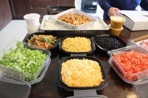 Fresh Hub Eatery | Order Fresh, Local, Fast!