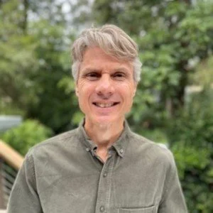 Our Coaches — Yellow Edge