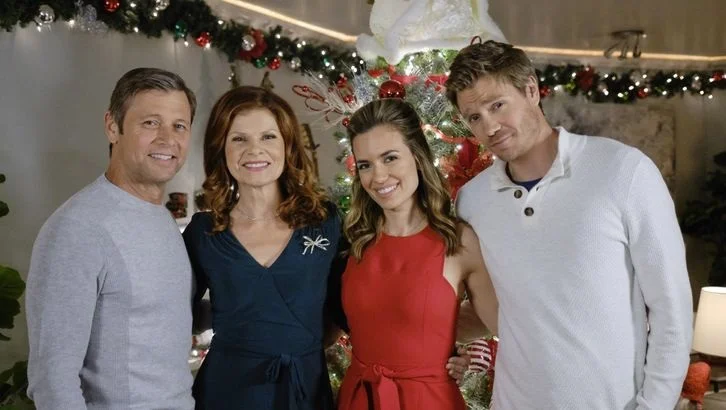 2019 Hallmark Channel's 'Countdown to Christmas' movie preview — Escape ...