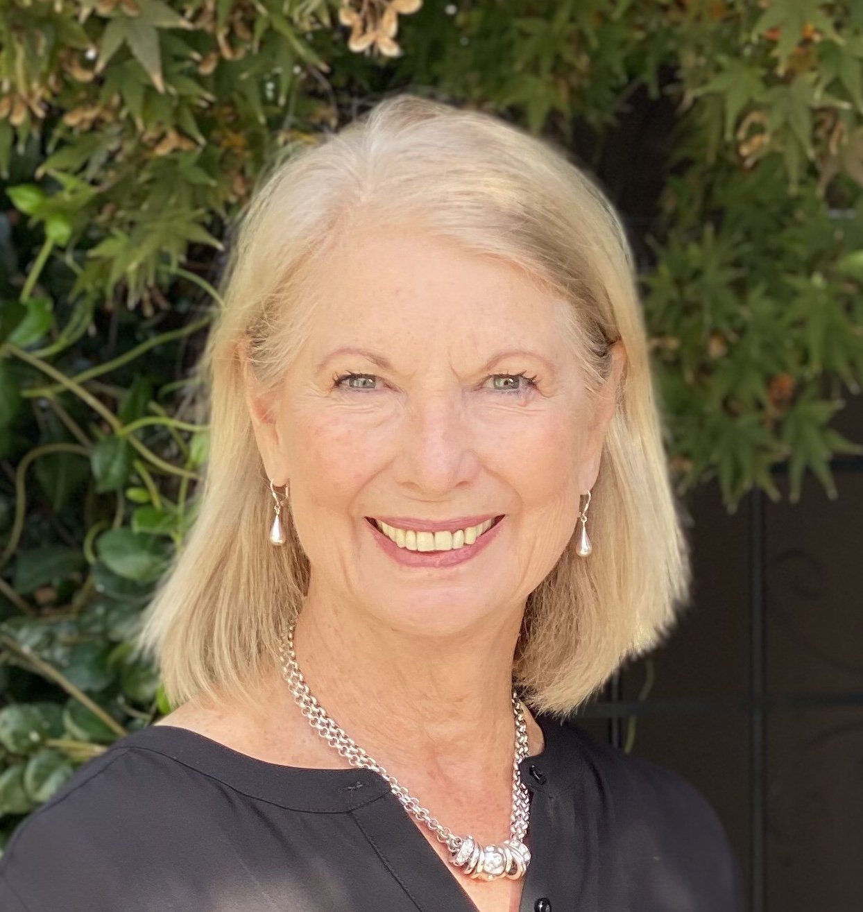 About Me — Helena Cohen