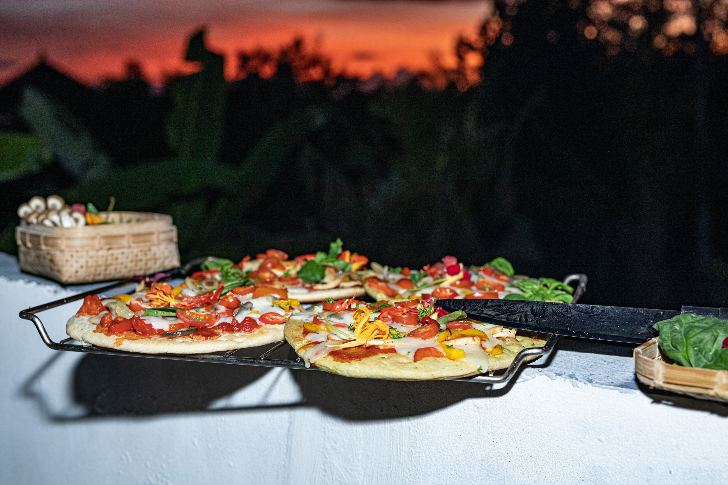 SUNSET &. PIZZA IS ALWAYS A GOOD IDEA #MAGIONIMONDAY — Nigelvdhorst.com