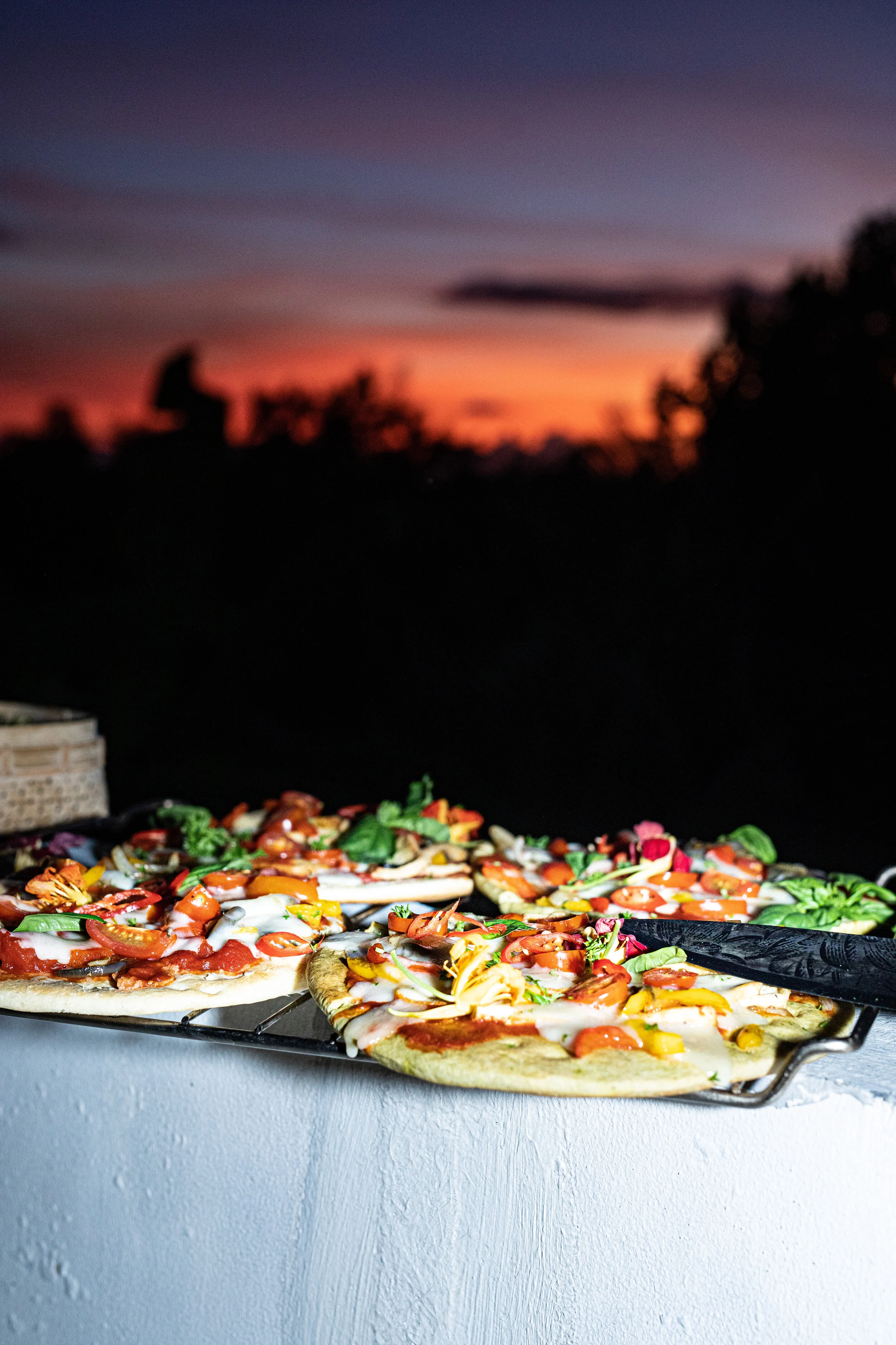 SUNSET &. PIZZA IS ALWAYS A GOOD IDEA #MAGIONIMONDAY — Nigelvdhorst.com