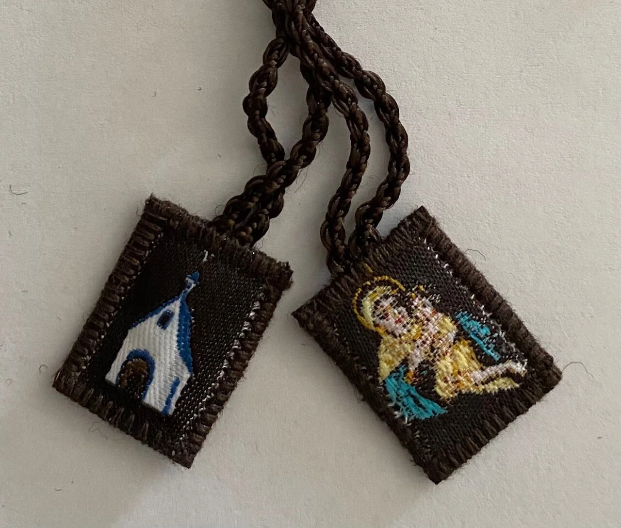 Our Lady of Schoenstatt cloth scapular (Free Shipping) — Schoenstatt ...
