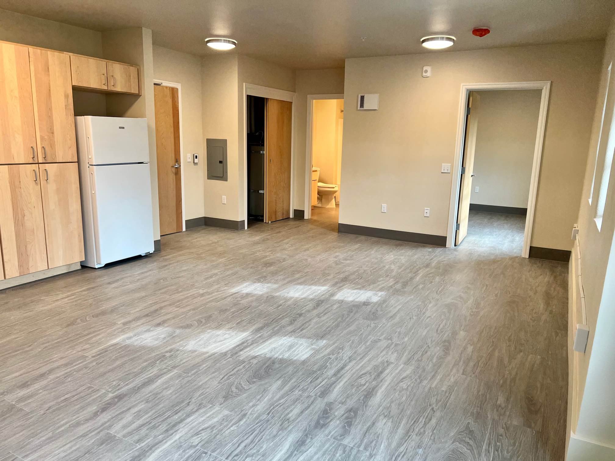 Yaquina Hall — Salem Housing Authority