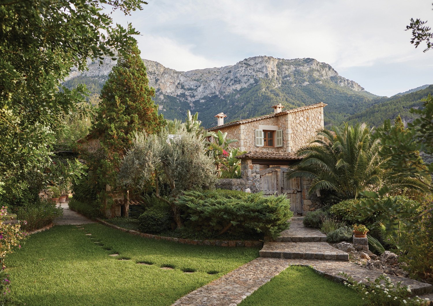 Cala Cool — Abode Magazine