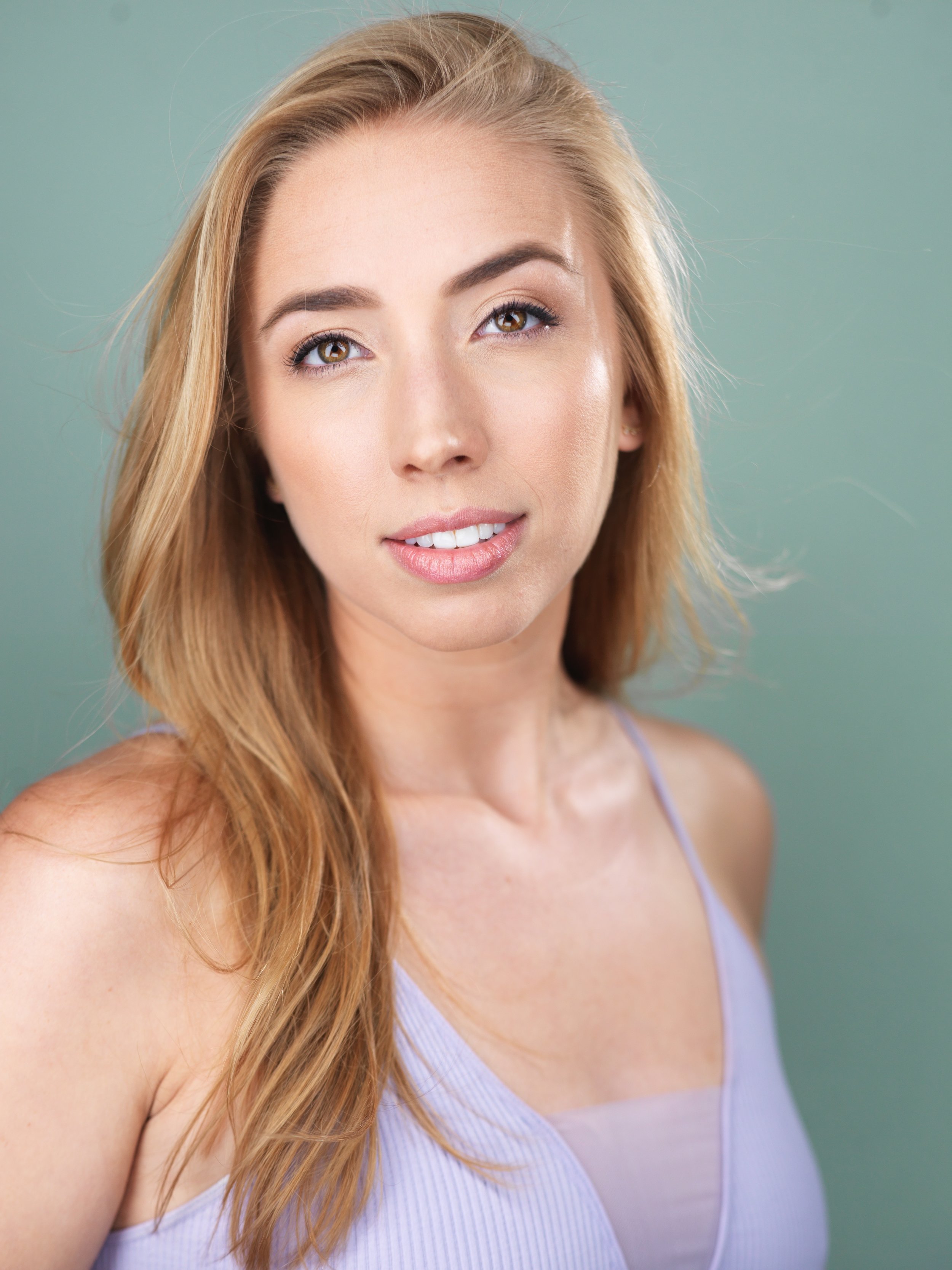 Dialect Coach — Hannah McKechnie