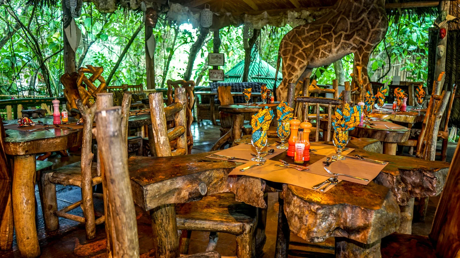 Great Huts Resort - Paradise On The Edge