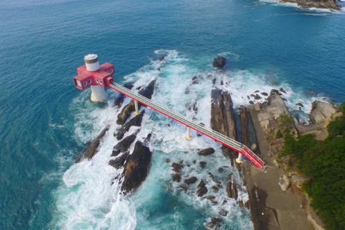 SHOWA ERA MEETS METABOLISM: THE ASHIZURI UNDERWATER OBSERVATORY TOWER ...