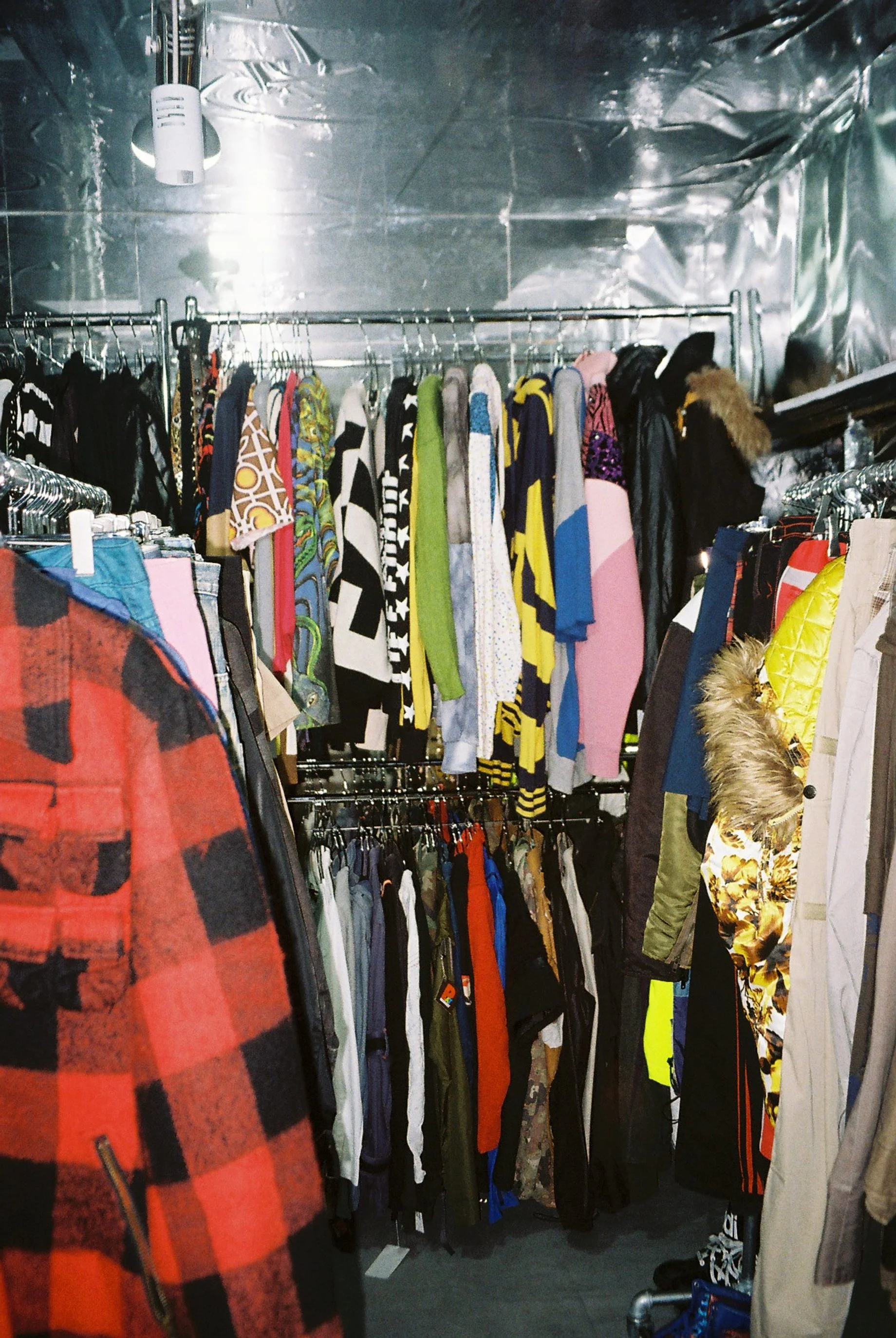 PAT MARKET: How a Group of Under 25's Started one of the Hottest Select ...