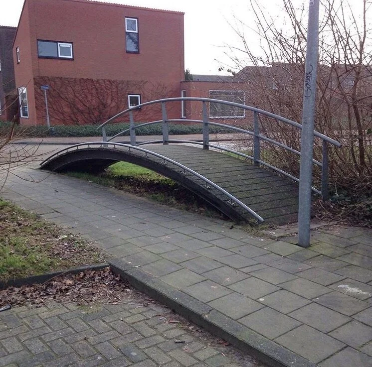 The Wonderful, Useless World of the Hyperart Thomasson — sabukaru