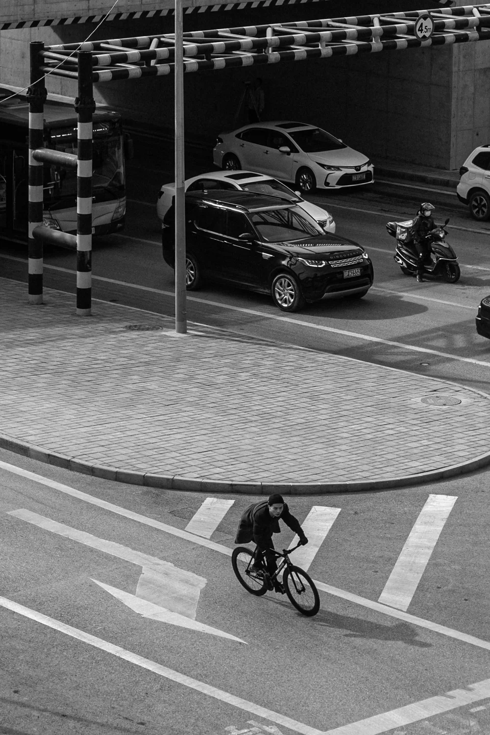 The Fixie Phenomenon: Dosnoventa’s Love Story with Japan — sabukaru