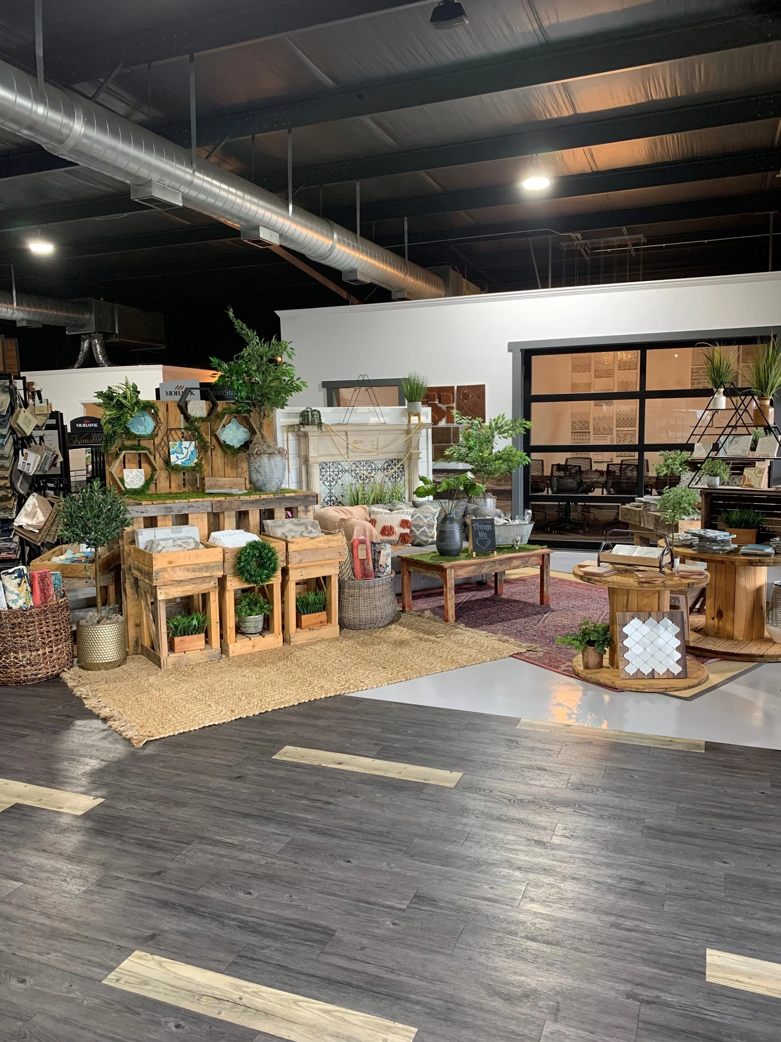 About Us — Plank & Tile