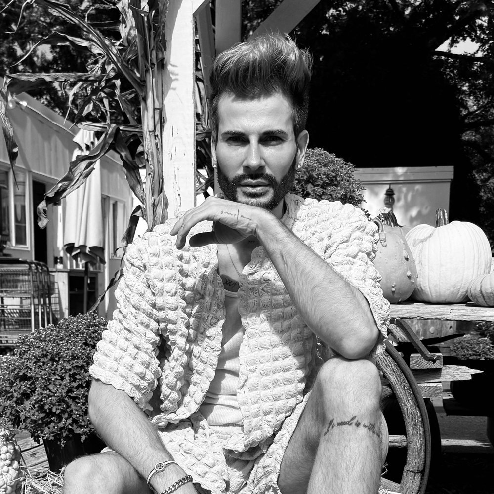 Our Artist — The Club by Dominik Mager