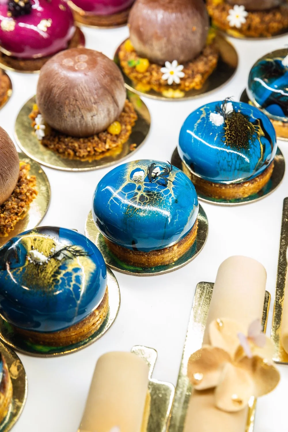 KOI Dessert Bar | Unlike Anything Else