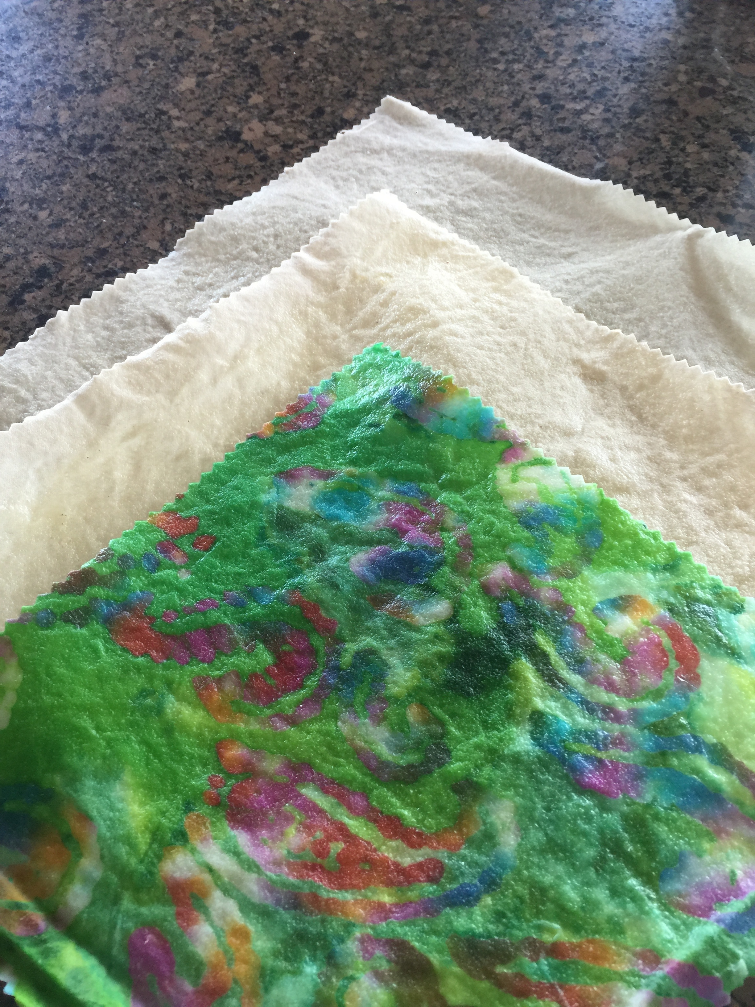 How to Make Reusable Cling Wrap---From Cloth! An Incredible Gift! (Bees ...