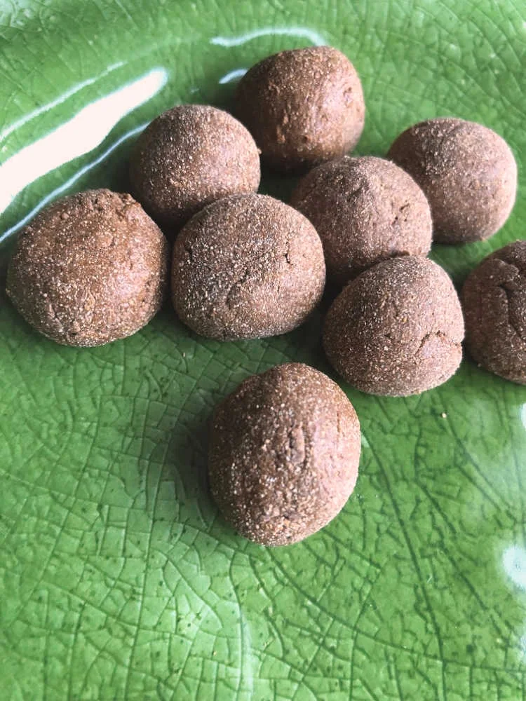 What is an Electuary? How to Make Delicious and Healthy Herbal Candies ...