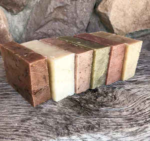 How to Naturally Color Soap with Plants, Roots, and Clays...Natural ...