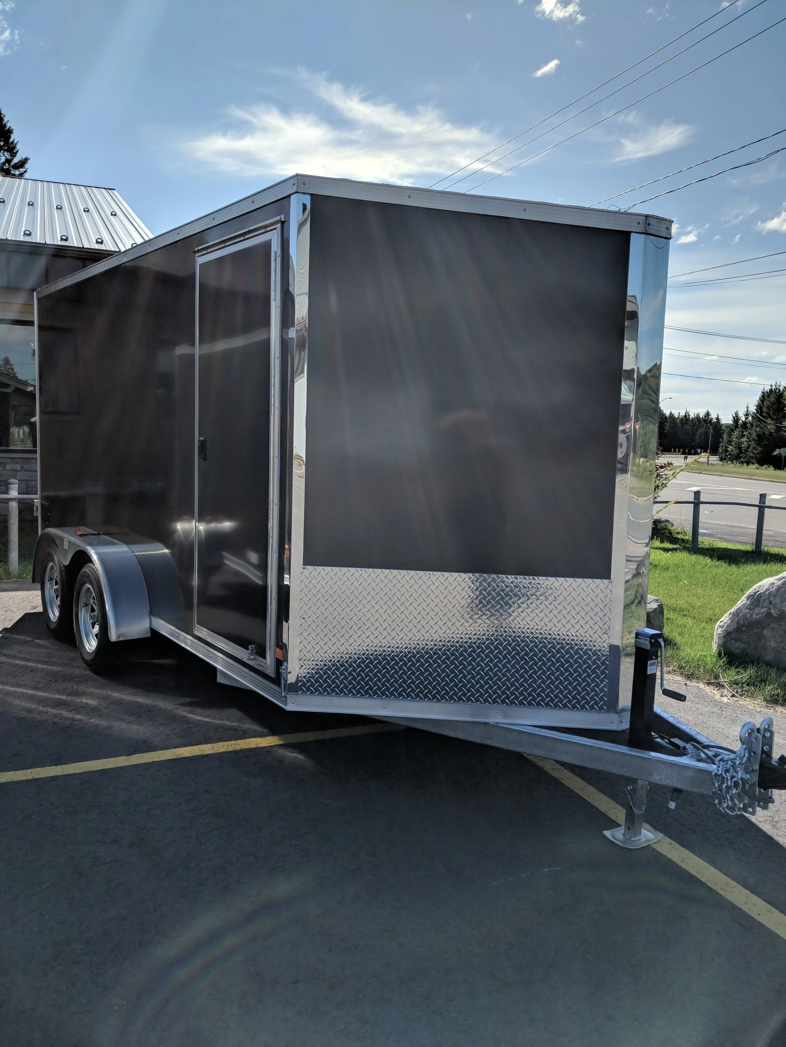 Remorques fermées — Remorques des Monts