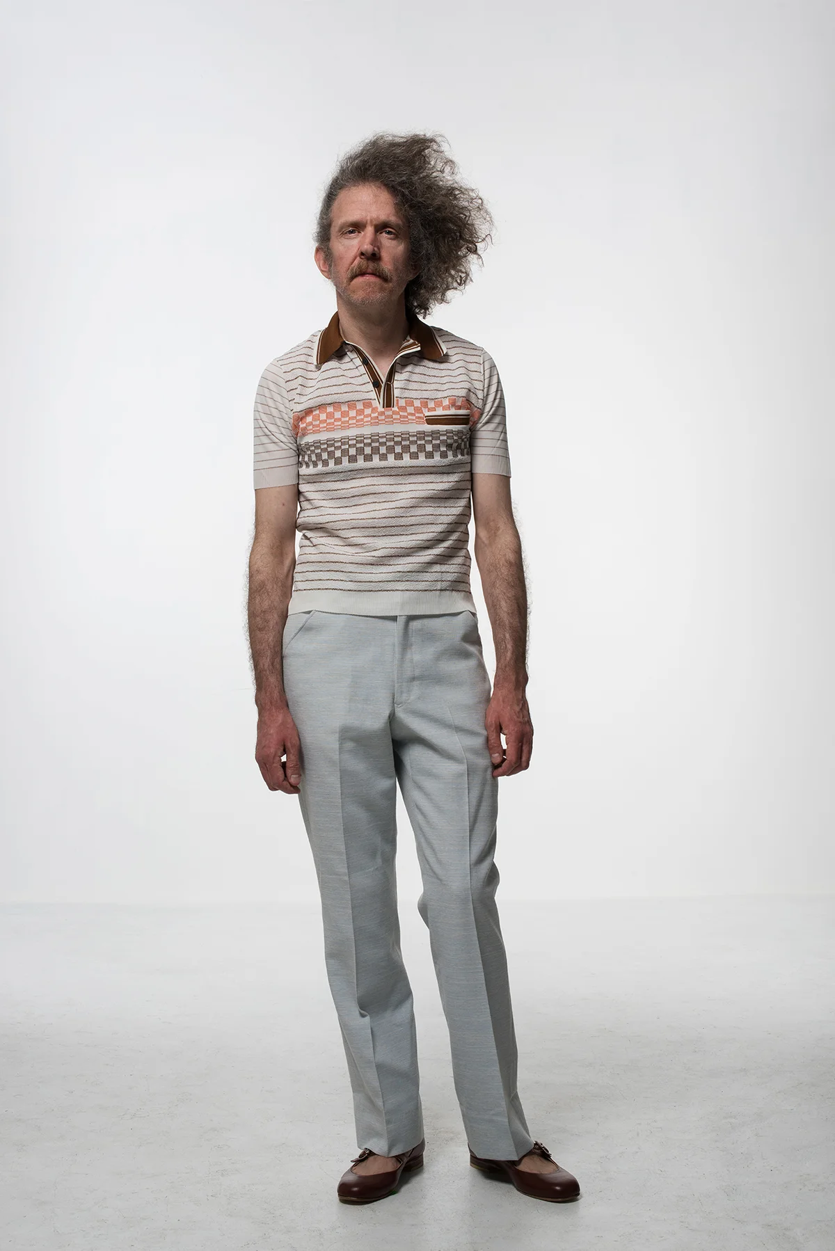 MARTIN CREED "HALF THE AIR IN A GIVEN SPACE" — I DO ART