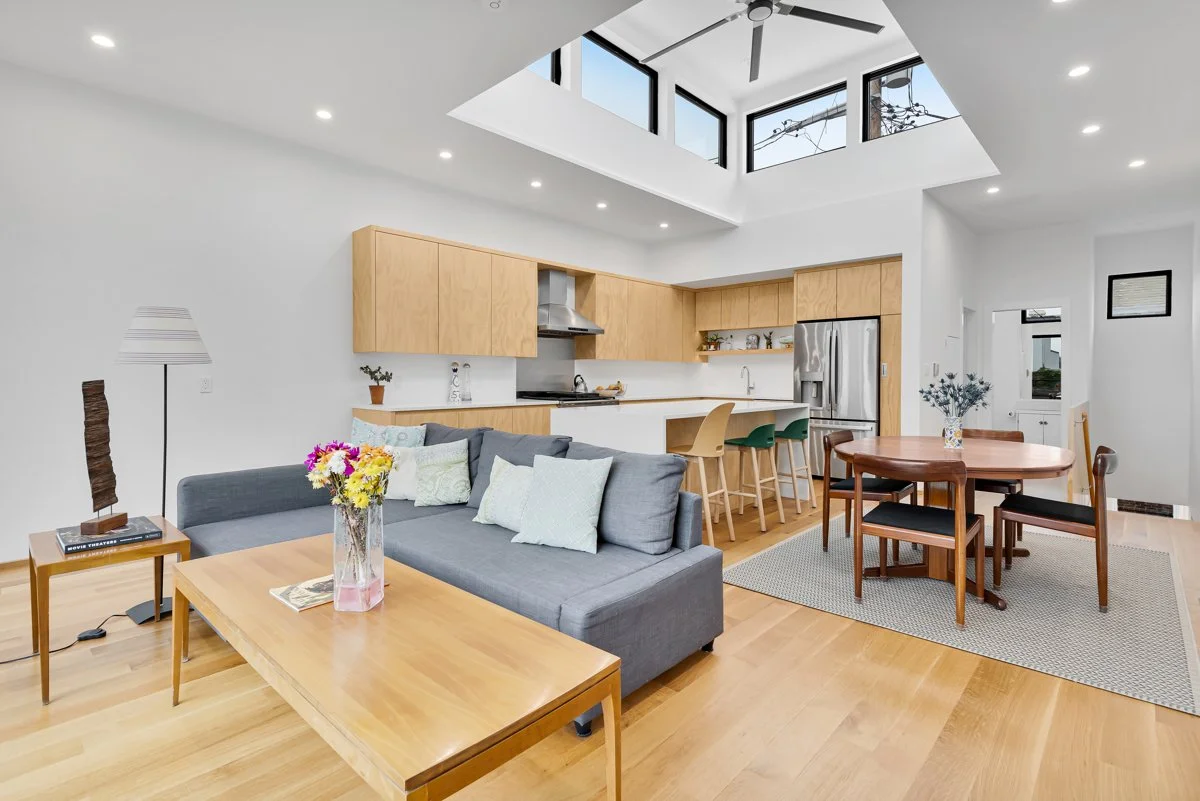 Dallas Street Gallery