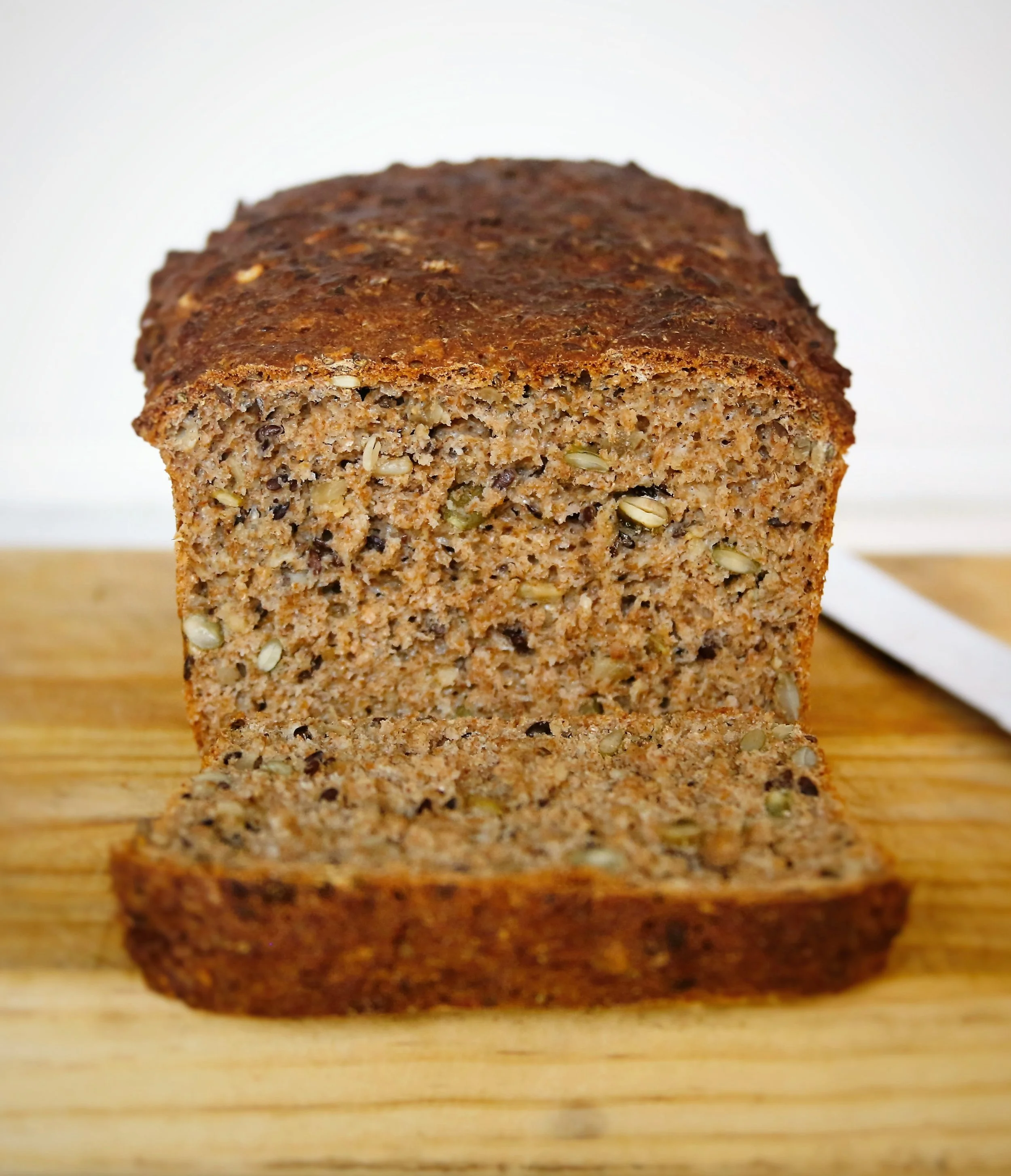 HOMEMADE GRAIN BREAD — Alison Lambert -taste of my life