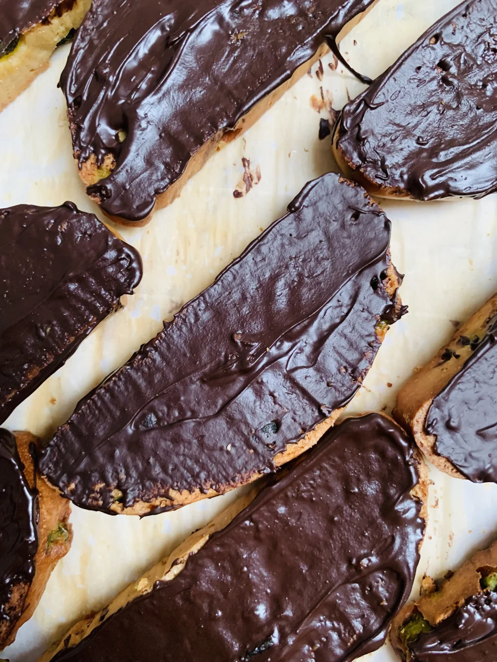 Retrogrape Recipes: Tutti Frutti Biscotti — GOYA