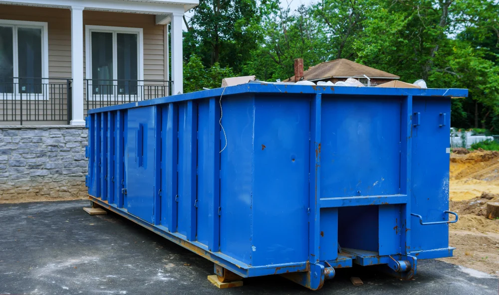How to Choose the Right Dumpster for Your Roofing Waste
