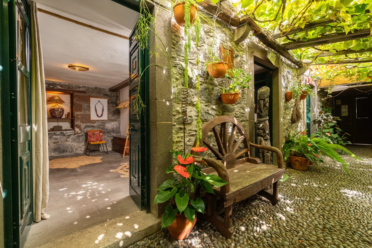 Captain room — Maktub Guest House