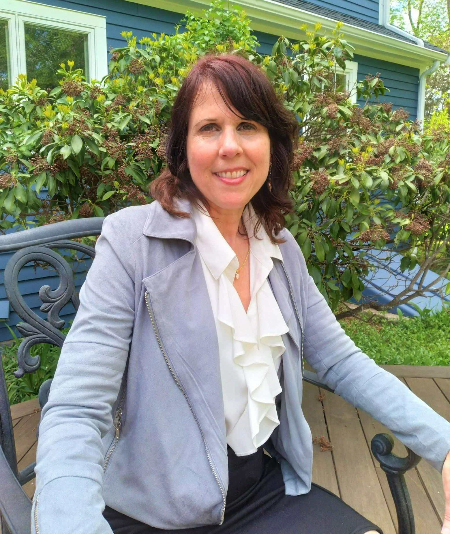 About — Edge BioScience Communications