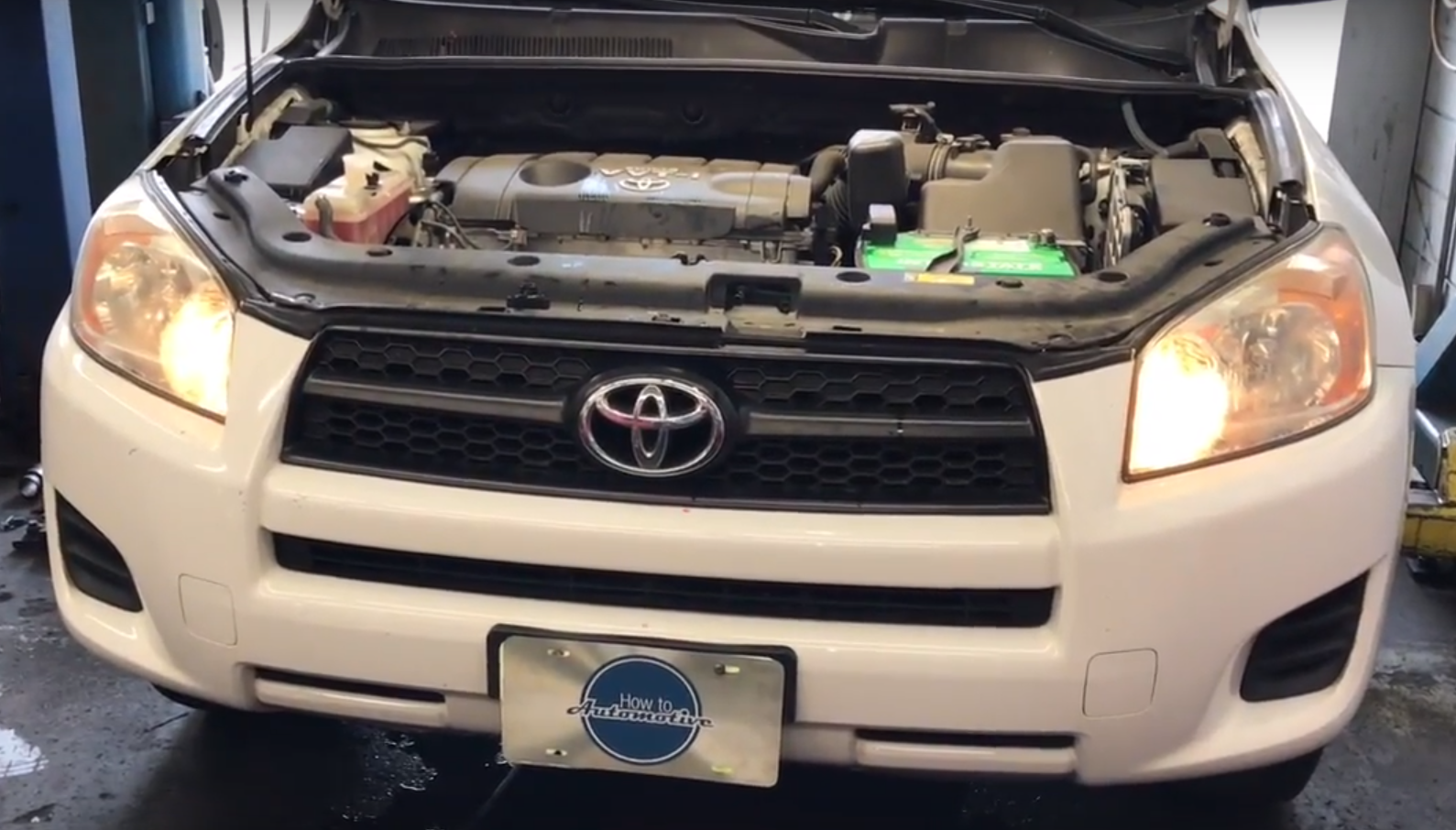 How to Replace the Upper Radiator Hose with Vent Line on a 2006-2012 ...