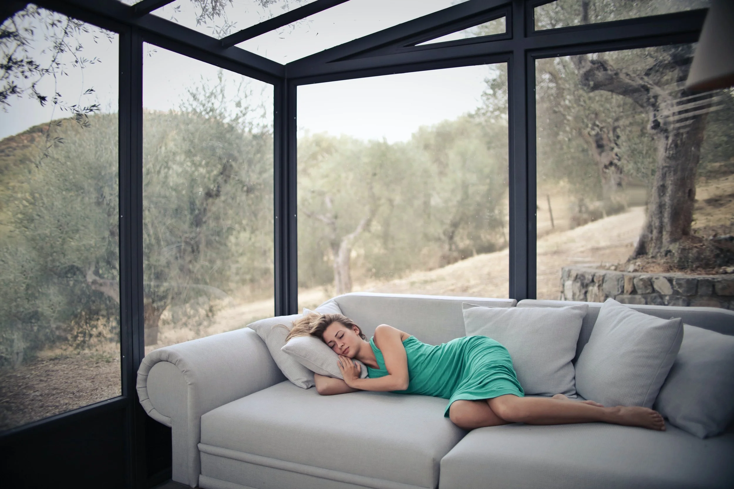 7 Ways To Create A Sustainable And Comfortable Sleeping Environment ...