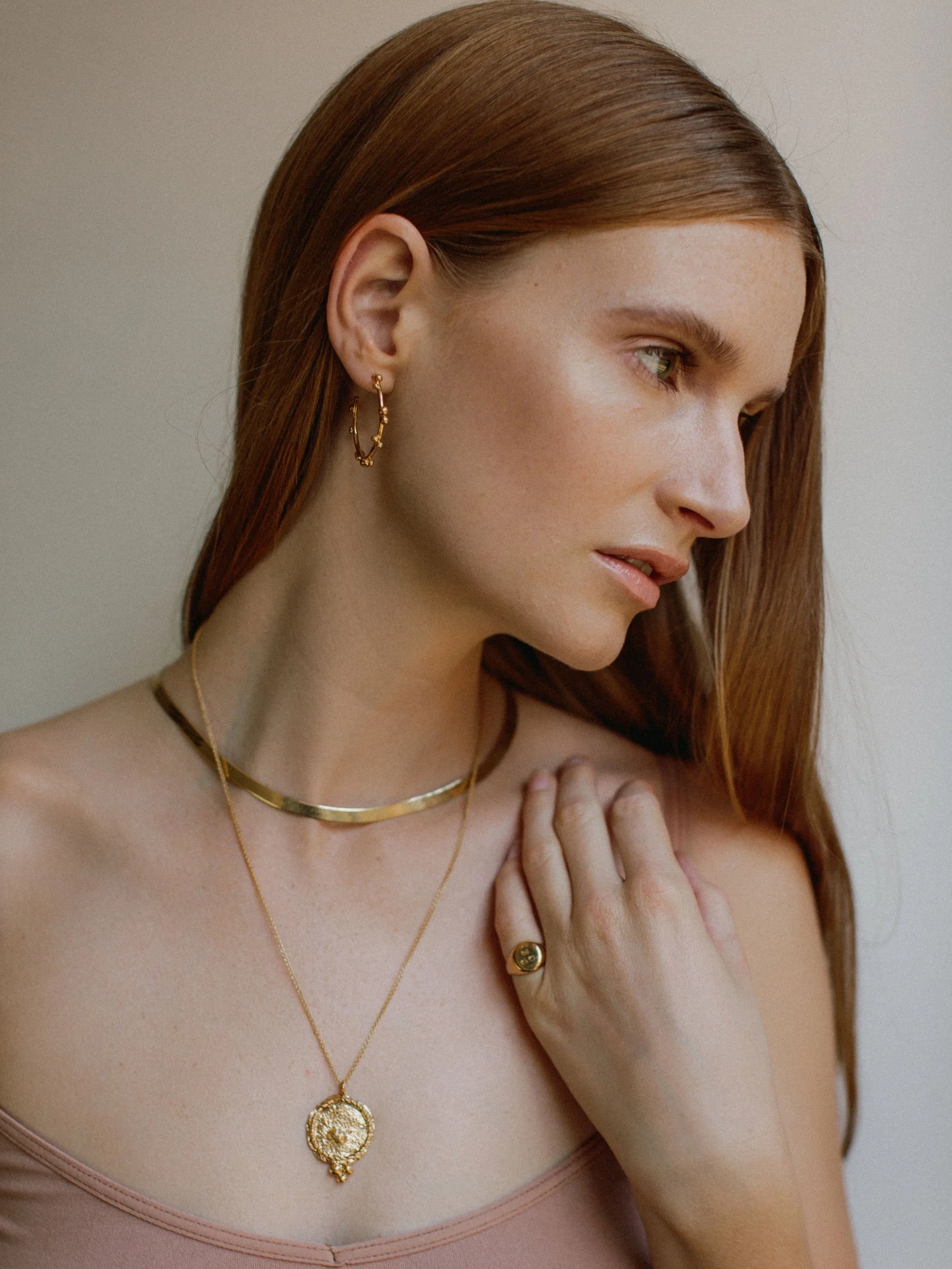 THE LEÇONS DE L'HISTOIRE RING — Pamela Card Jewelry