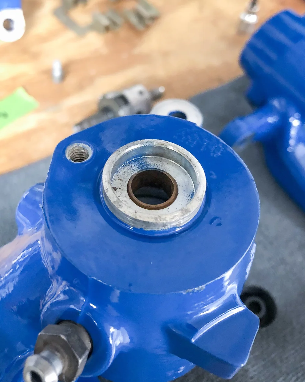 The Bearded Detailer - Mk5 Volkswagen R32 Brake Caliper Rebuild