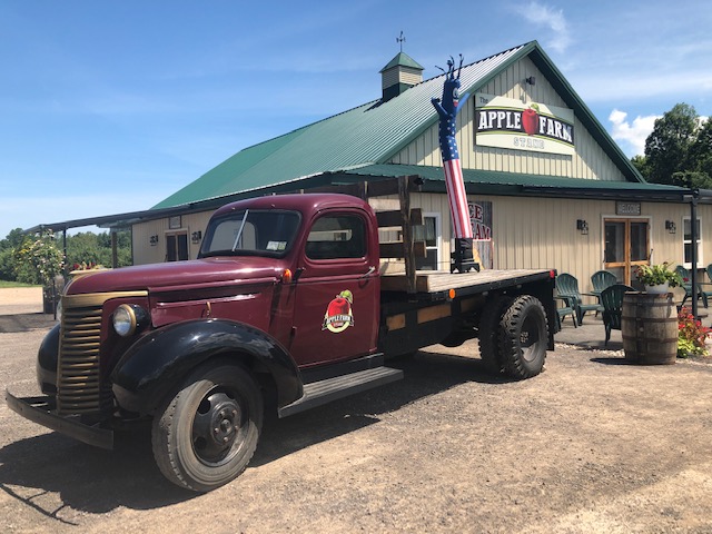 The Apple Farm Stand @ Stonegoose Farms